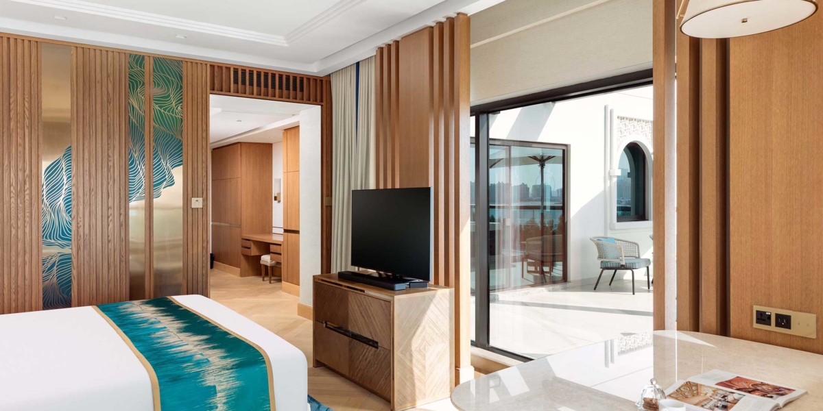 Grand Luxury Sea View Suite | Taj Exotica Resort & Spa, The Palm Dubai