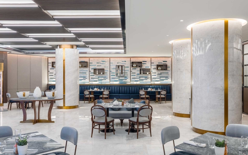 Roaring Rabbit | British Sports Bar | Taj Exotica The Palm Dubai