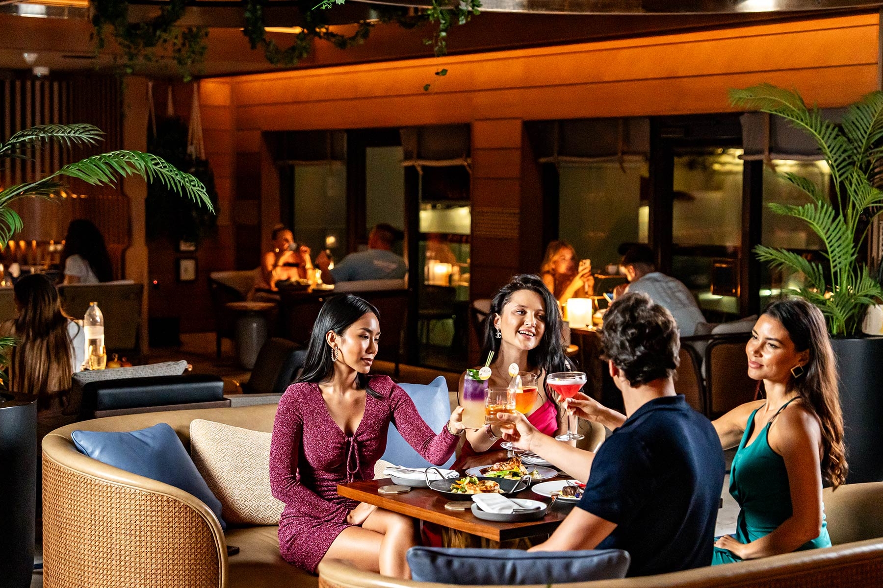 Raia Rooftop Bar and Lounge | Taj Exotica The Palm Dubai