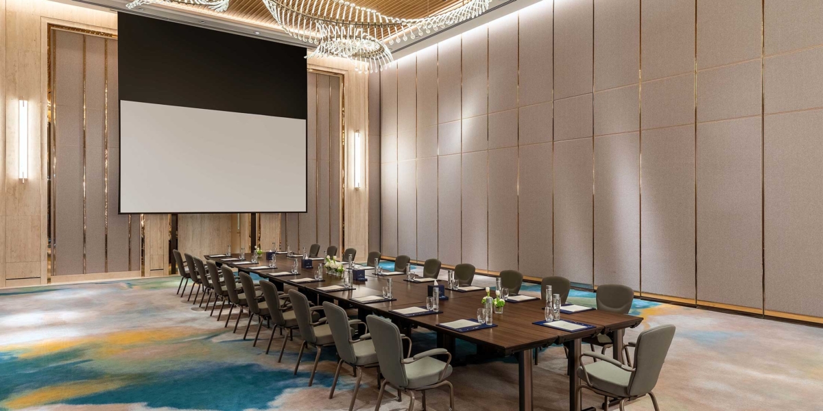 Spacious wedding and events venue at Taj Exotica The Palm Dubai